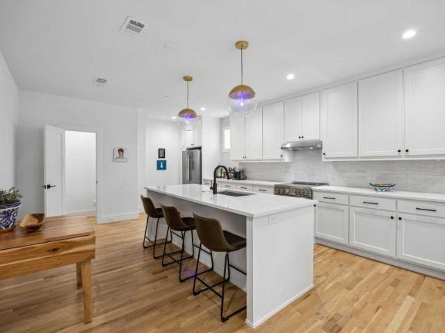 2 bedroom, Tx Tx 102588764