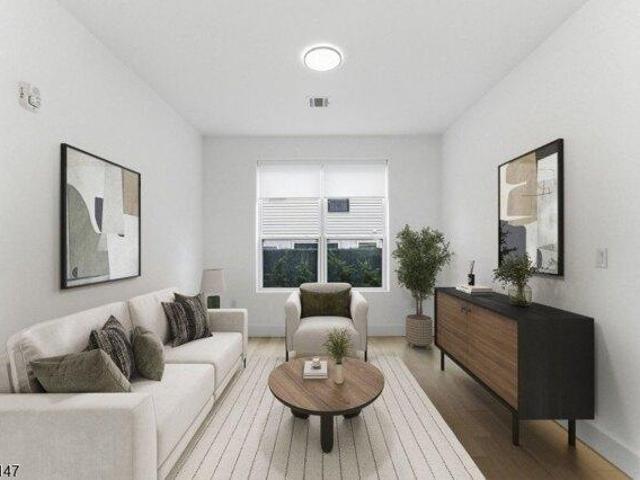 2 bedroom, Union City NJ 07087 102564456