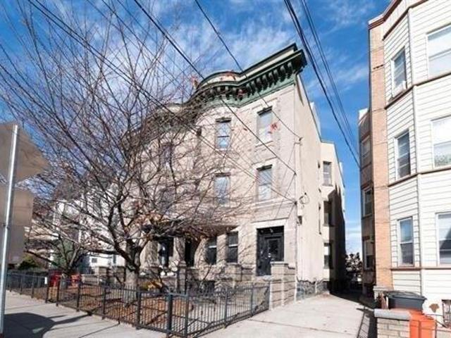 2 bedroom, Union City NJ 07087 102258875