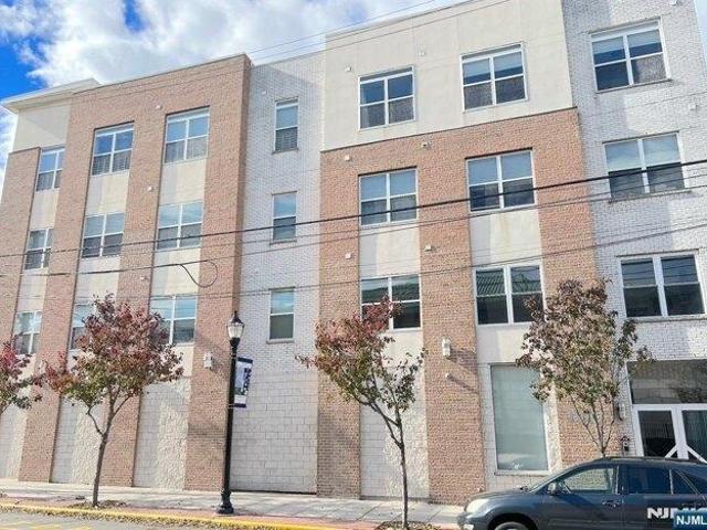 2 bedroom, Union City NJ 07087 104758547