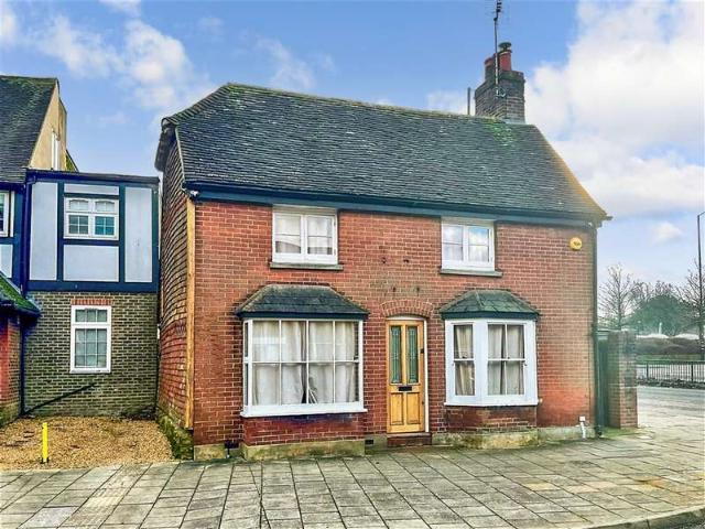 2 Bedroom Unique Property
