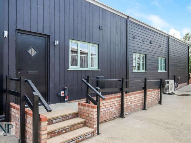 2 Bedroom Unique Property