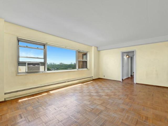 2 bedroom, University Heights NY LS91984058