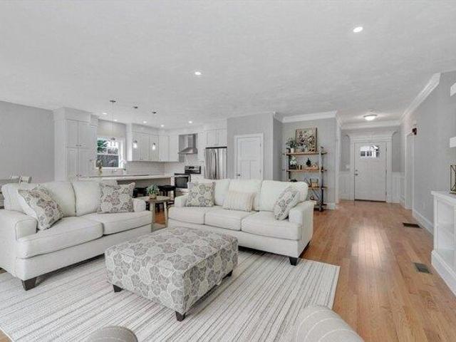 2 bedroom, Upton MA 01568 104994852