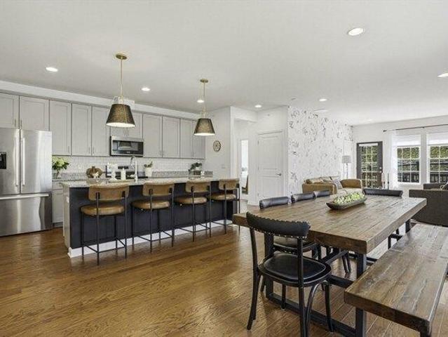 2 bedroom, Upton MA 01568 102775751