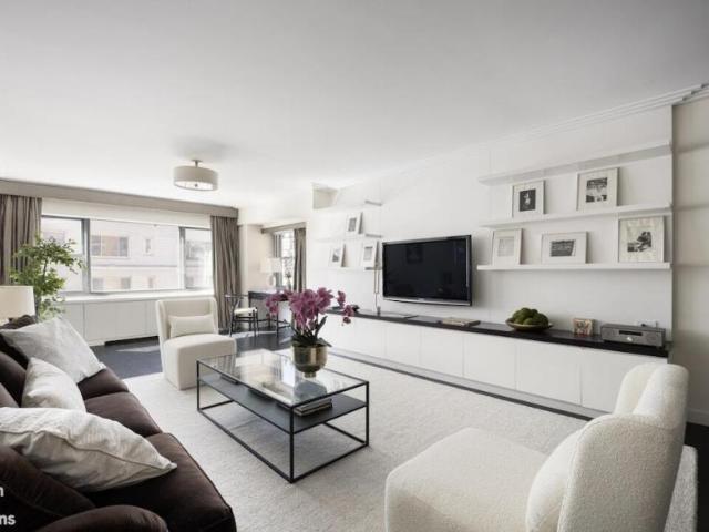 2 bedroom, Upper East Side NY 102245045