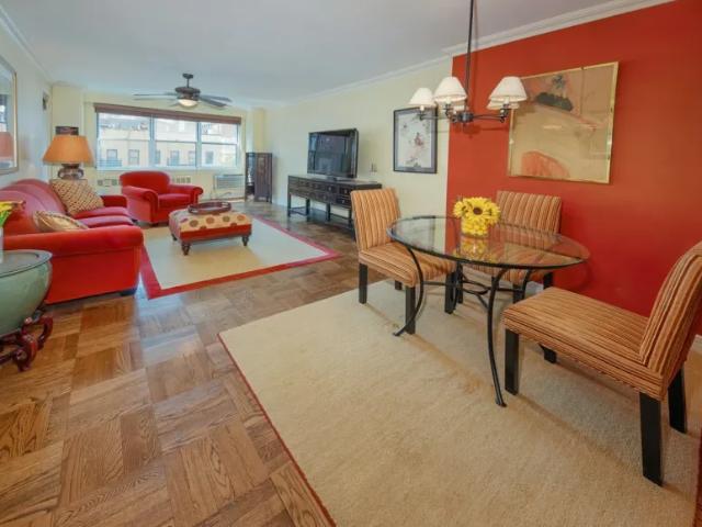 2 bedroom, Upper East Side NY 102715750