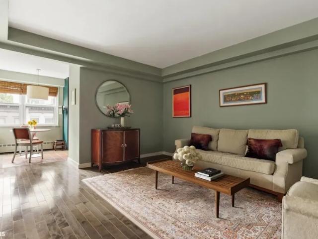 2 bedroom, Upper East Side NY 102715719