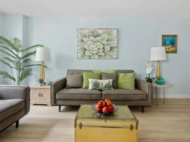 2 bedroom, Upper East Side NY 102715908