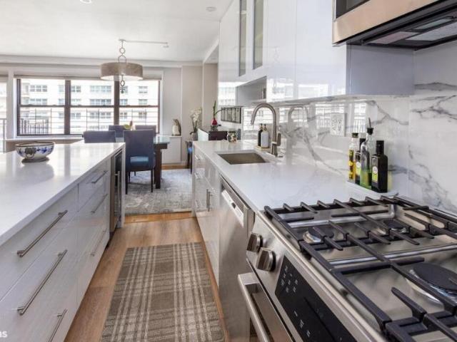 2 bedroom, Upper West Side NY LS95693202