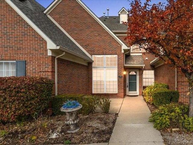 2 bedroom, Utica MI 48316 95804999