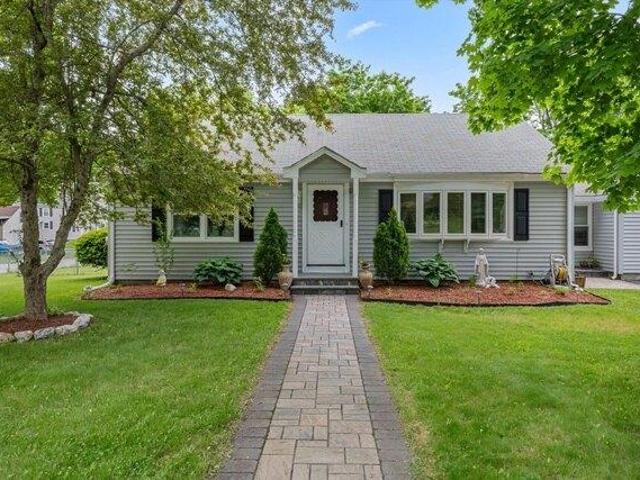 2 bedroom, Uxbridge MA 01569 104235719