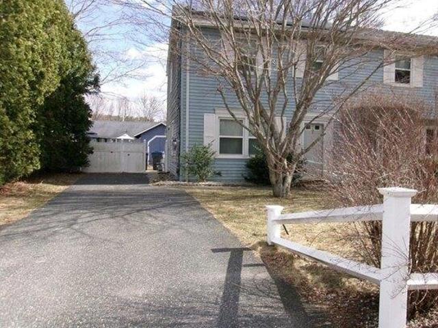 2 bedroom, Uxbridge MA 01569 102477562