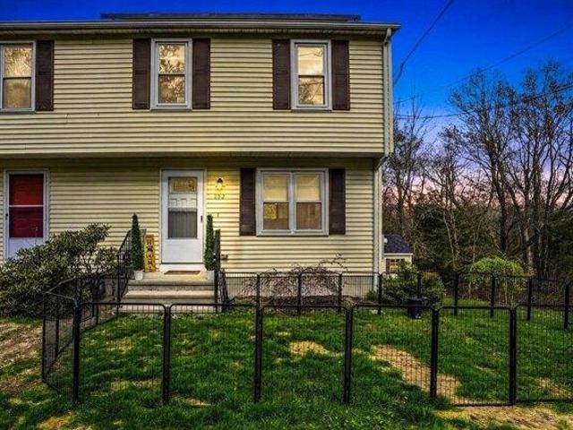 2 bedroom, Uxbridge MA 01569 102960144