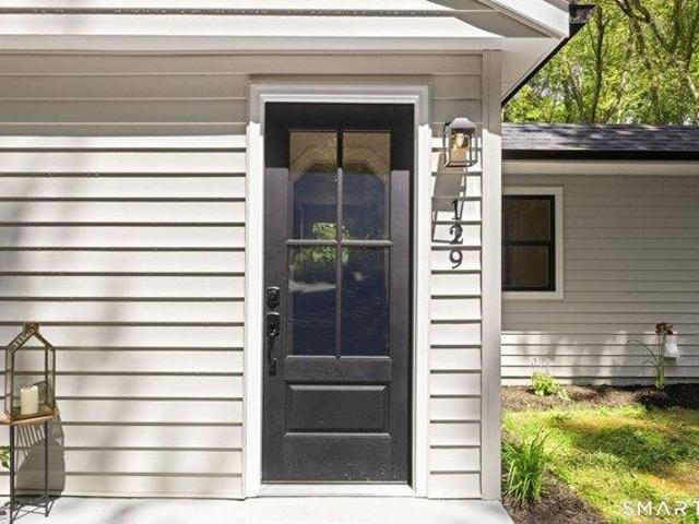 2 bedroom, Voluntown CT 06384 105113594