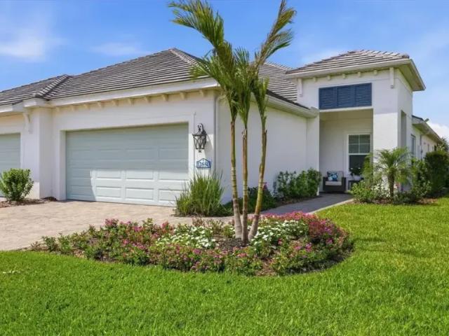 2 bedroom, Venice FL 34293 102660809
