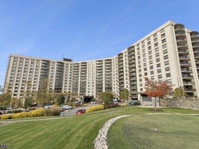 2 bedroom, Verona NJ 07044 102562381