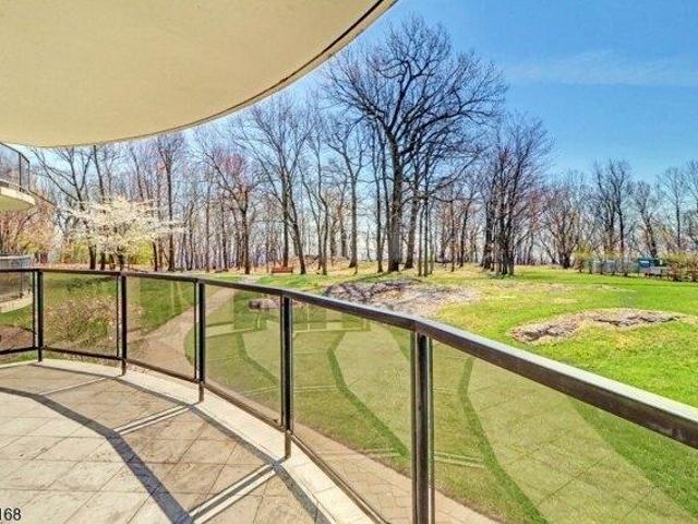 2 bedroom, Verona NJ 07044 102566045