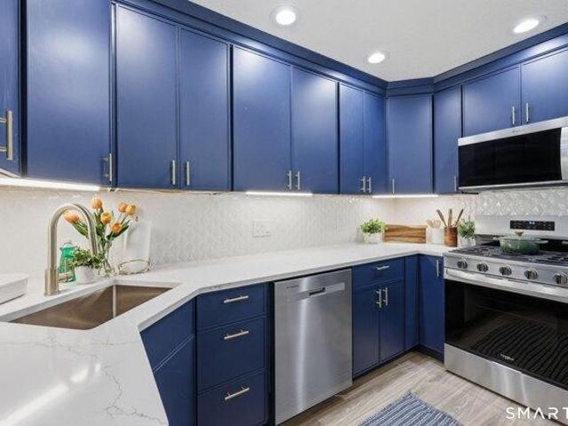 2 bedroom, Vernon CT 06066 103158973