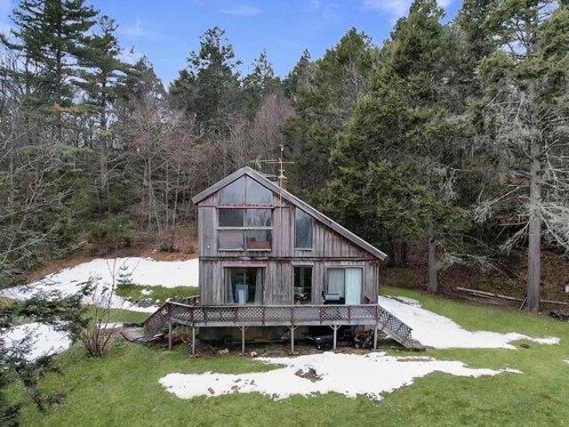 2 bedroom, Vernon VT 05354 102064458