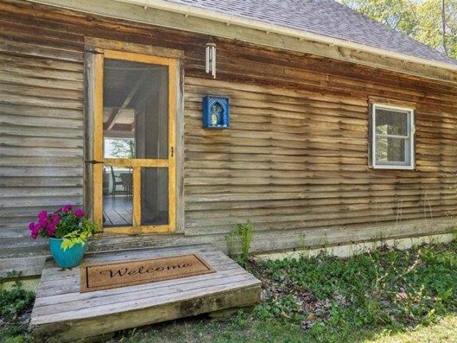 2 bedroom, Vershire VT 05079 102595641
