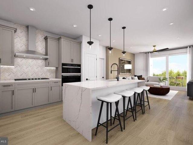 2 bedroom, Vienna VA 22182 104908731