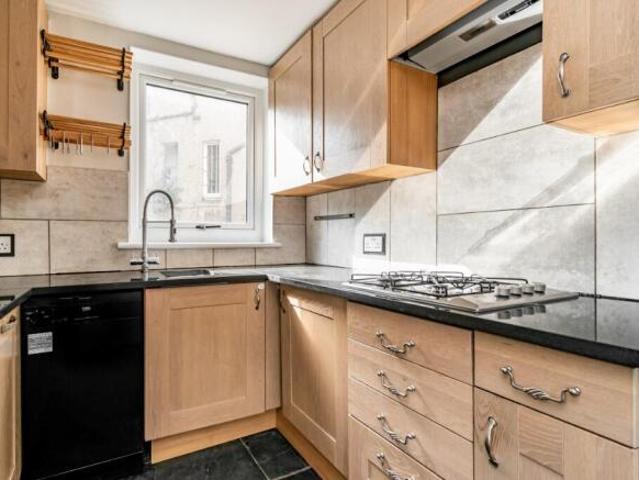 2 bedroom villa for rent in Logie Green Road, Canonmills, Edinburgh, EH7