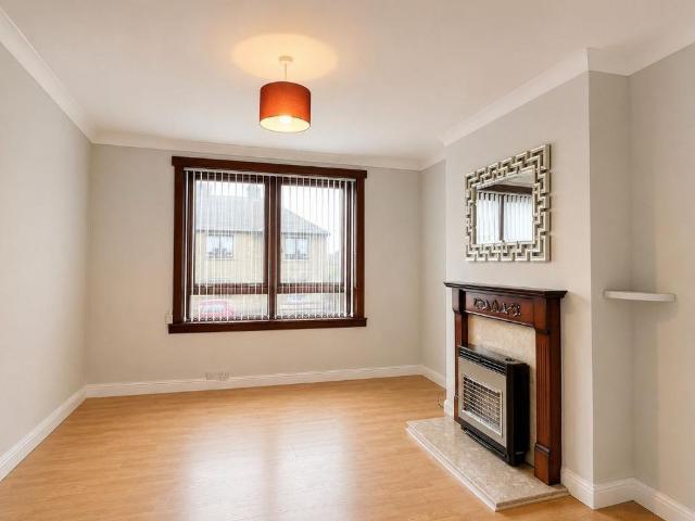 2 bedroom villa to rent