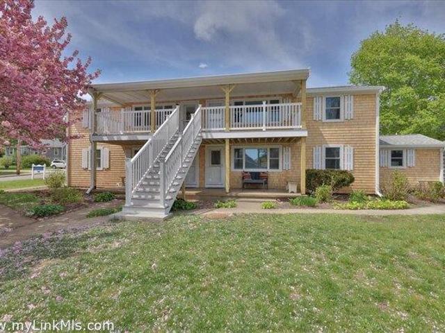 2 bedroom, Vineyard Haven MA 02568 102372553