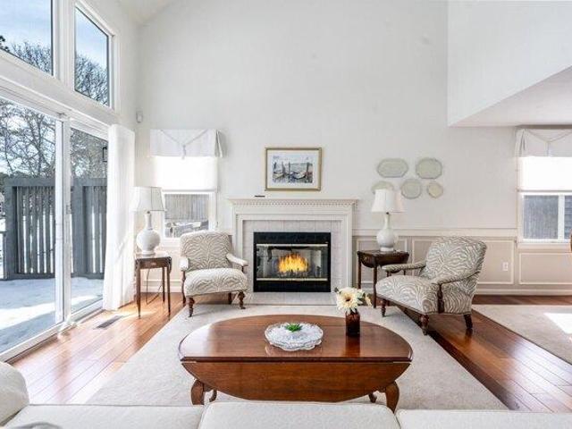 2 bedroom, Yarmouth Port MA 02675 102029656
