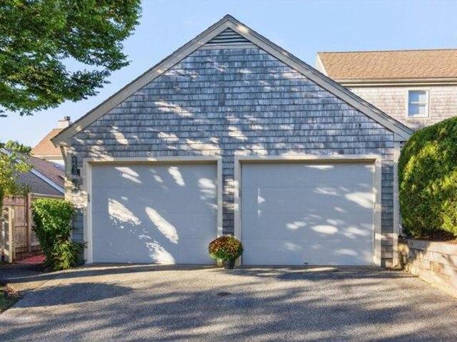 2 bedroom, Yarmouth Port MA 02675 102064325
