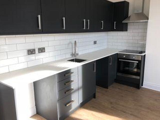 2 Bedrooms Maisonette for rent in Boundary Road, Brighton BN3