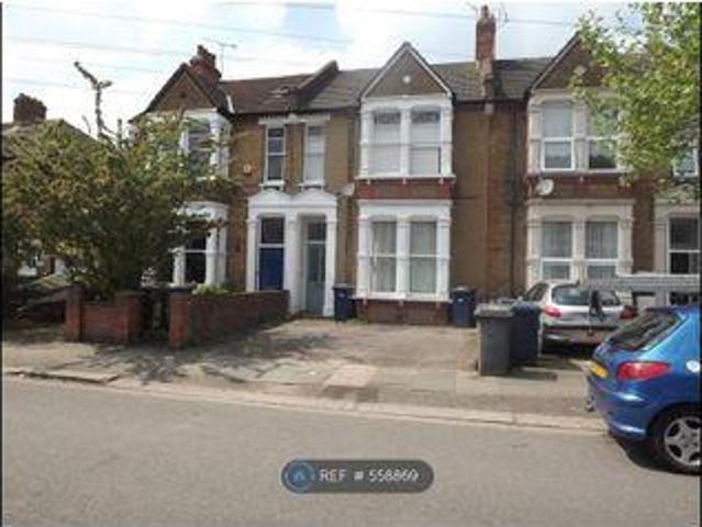 2 Bedrooms Maisonette for rent in Birkbeck Road, London NW7