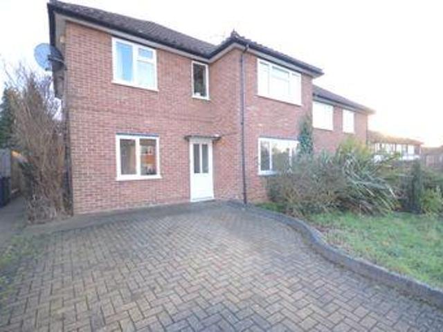2 Bedrooms Maisonette for rent in Brunel Road, Maidenhead SL6
