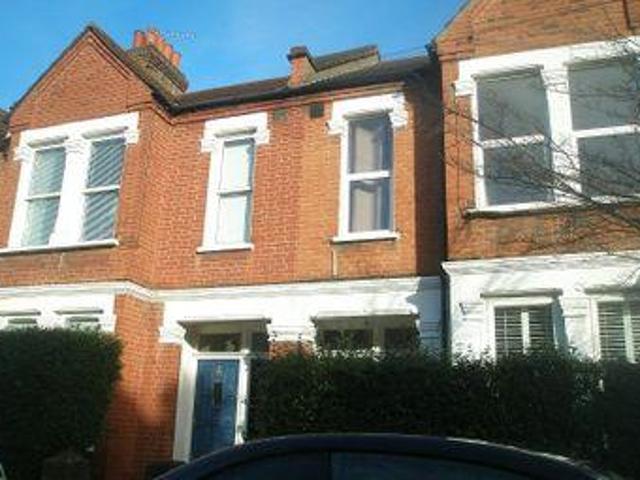 2 Bedrooms Maisonette for rent in Briscoe Road, Colliers Wood, London SW19
