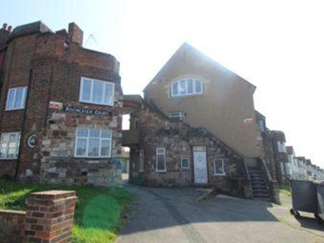 2 Bedrooms Maisonette for rent in Buck Lane, London NW9