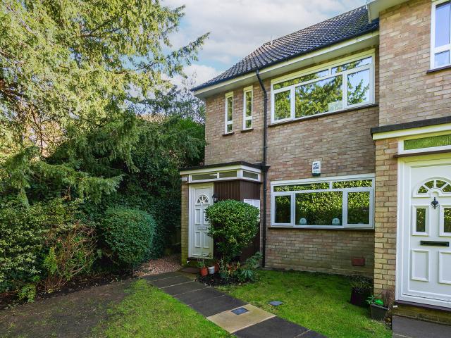 2 Bedrooms Maisonette for Rent in Bushey Heath, WD23 | Foxtons