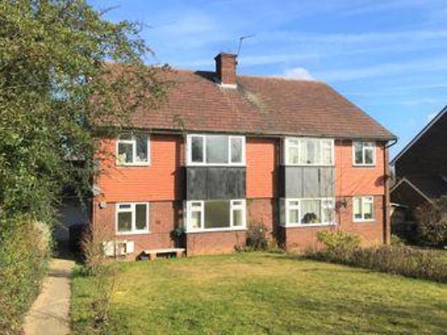 2 Bedrooms Maisonette for rent in Gerrards Close, Oakwood N14