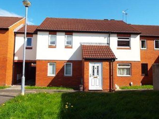 2 Bedrooms Maisonette for rent in Daviot Street, Roath, Cardiff CF24