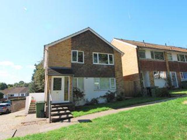 2 Bedrooms Maisonette for rent in Deanfield Avenue, Henley On Thames RG9