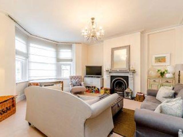 2 Bedrooms Maisonette for rent in Earlsfield Road, Earlsfield SW18