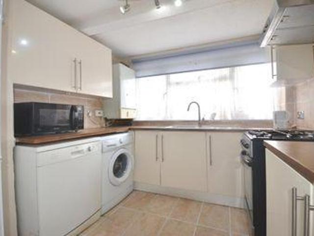 2 Bedrooms Maisonette for rent in Edgar Road, West Drayton, Middlesex UB7
