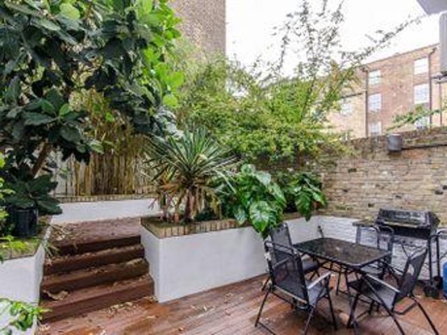 2 Bedrooms Maisonette for rent in Finborough Road, Chelsea SW10