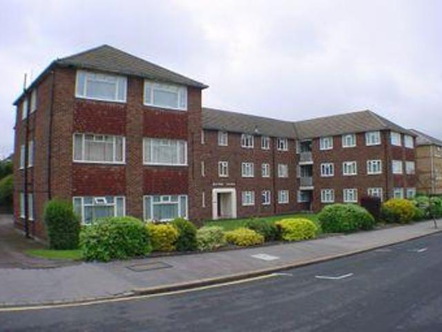 2 Bedrooms Maisonette for rent in Havelock Road, East Croydon, Surrey CR0