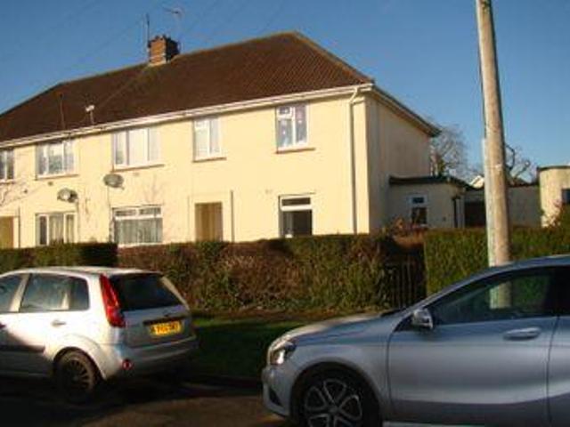 2 Bedrooms Maisonette for rent in Heol Gam, Pentyrch, Cardiff CF15