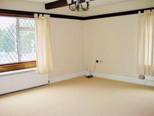 2 Bedrooms Maisonette for rent in High Street, Lincoln LN5