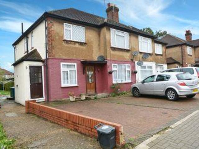 2 Bedrooms Maisonette for rent in Ivy Close, Harrow HA2