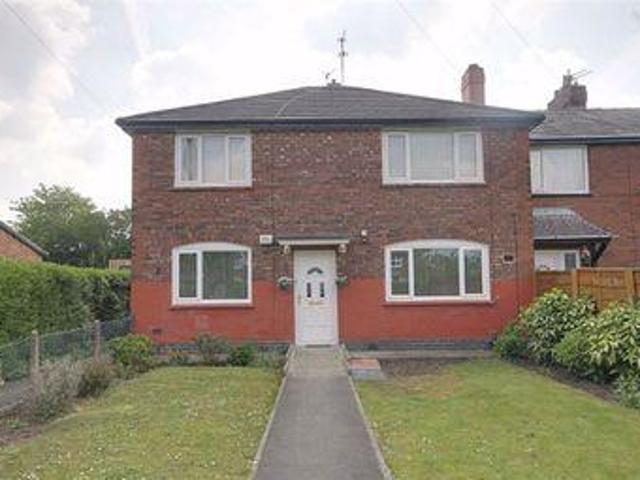 2 Bedrooms Maisonette for rent in Judson Avenue, Chorlton Cum Hardy, Manchester M21