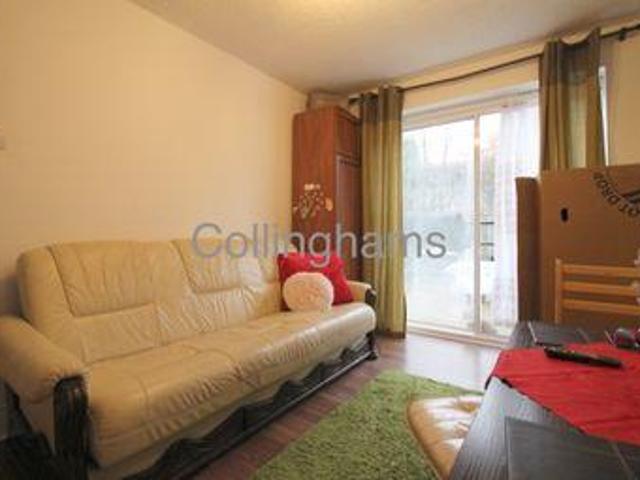 2 Bedrooms Maisonette for rent in Liberty Avenue, Colliers Wood SW19