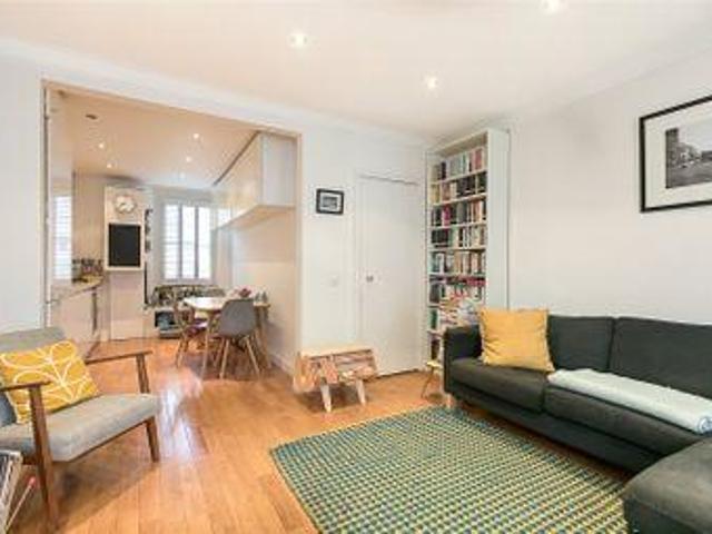 2 Bedrooms Maisonette for rent in Mornington Crescent, Camden, London NW1